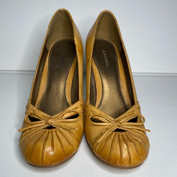 Xhilaration | Shoes | Mustard Yellow Clam Shell Toe Heels | Poshmark